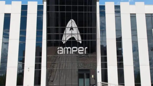 El capital social de Amper tras las ampliaciones de capital se fija en ...